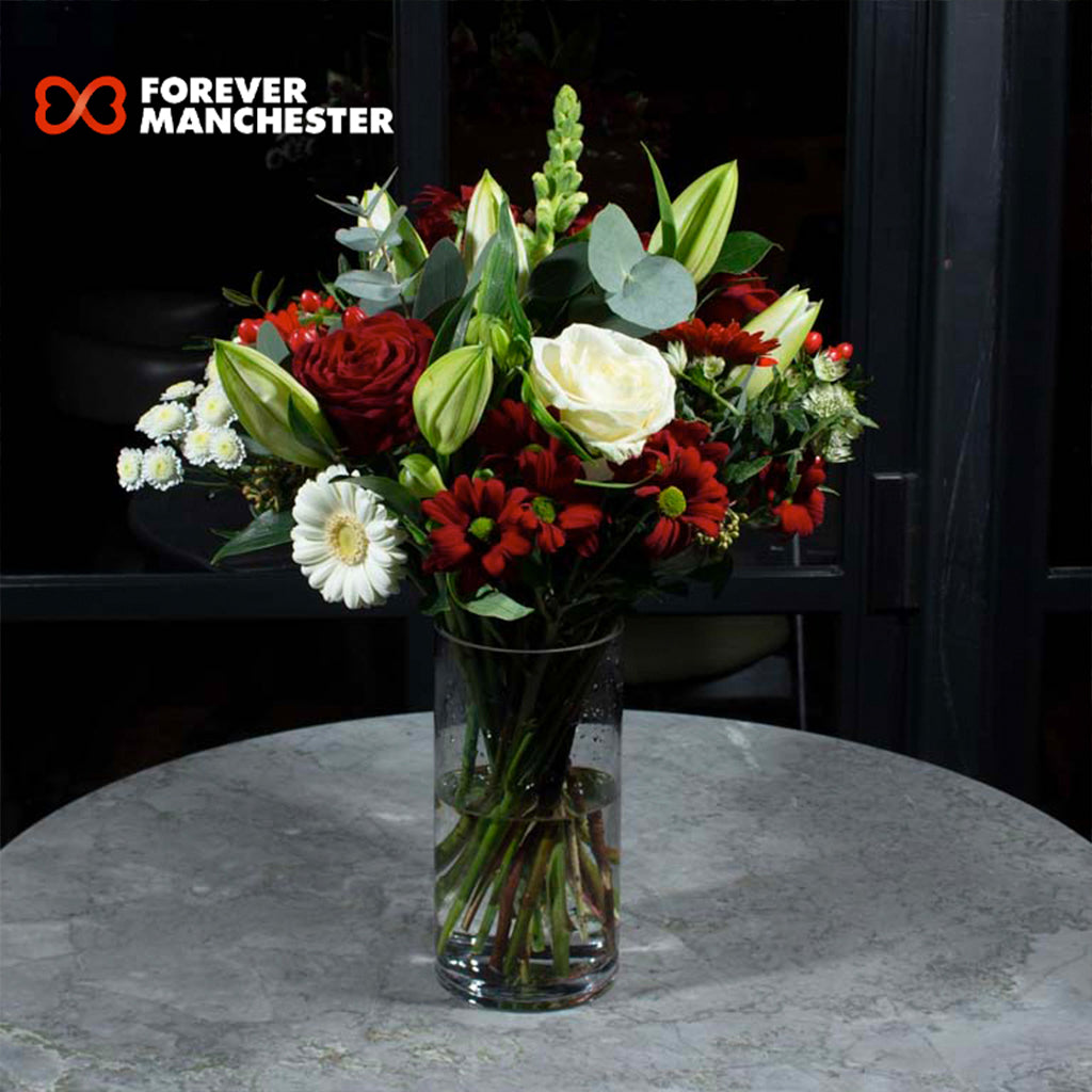 Forever Manchester Bouquet | Giraffe Flowers